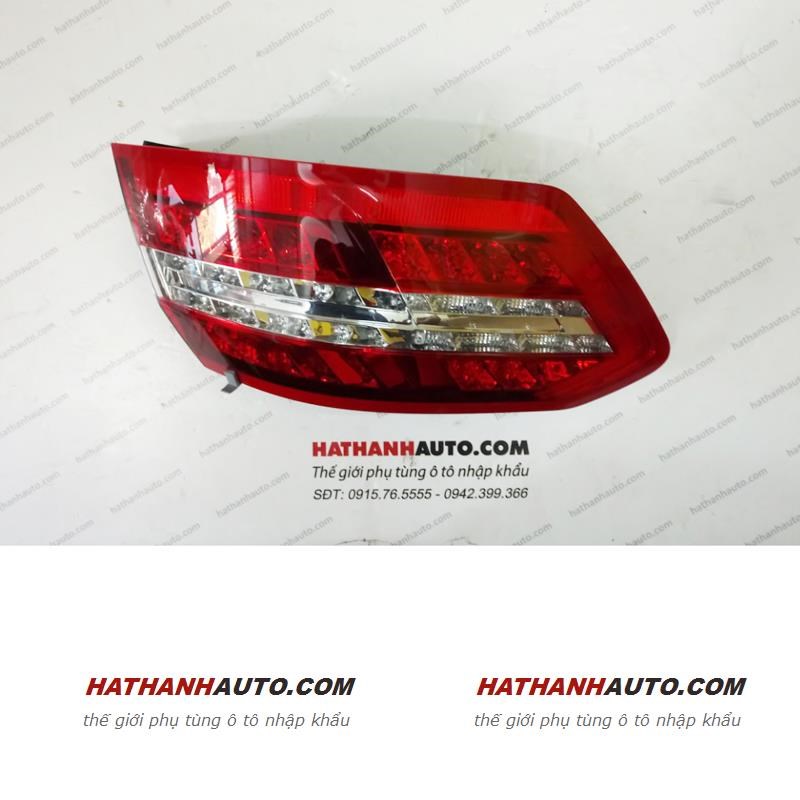 Đèn hậu miếng ngoài trái xe Mercedes E220, E63 AMG W212 - 2128203564