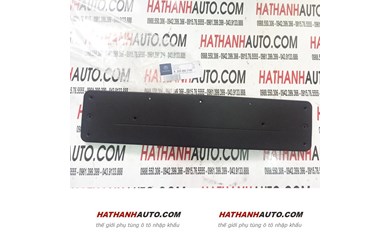 Ốp bắt biển số trước xe Mercedes C180K, C180 CGI - 2048801144