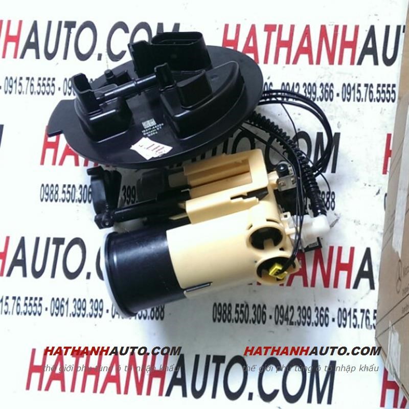 Bơm xăng (nhiên liệu) xe Mercedes C180, C200 W205 - 2054701594