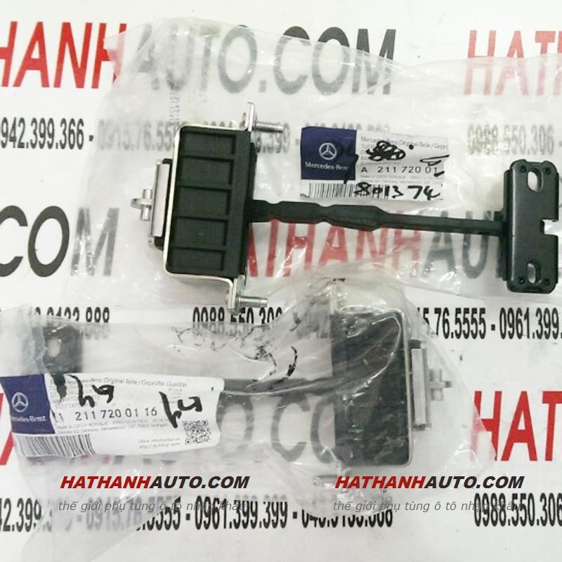 Hướng dẫn bản lề cửa xe Mercedes E270, E300, E320 W211 - 2117200116