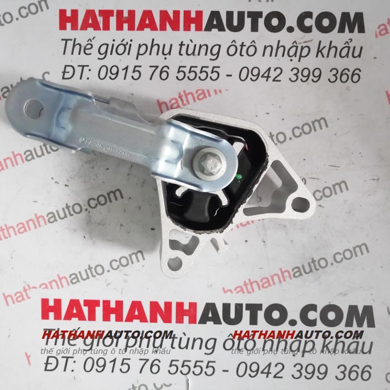 Cao su chân máy xe Mercedes GLA250, GLA45 AMG X156 - 2462401709